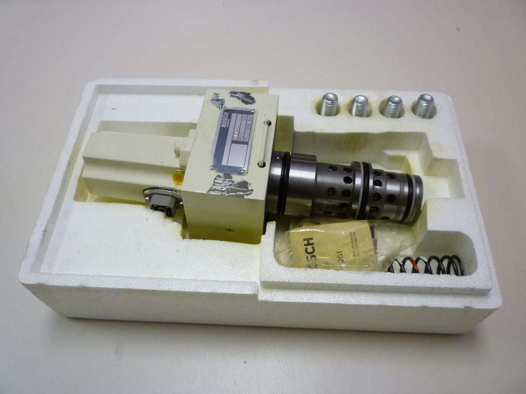 Bosch 0811402502 Flow control cartridge valve - Toolex