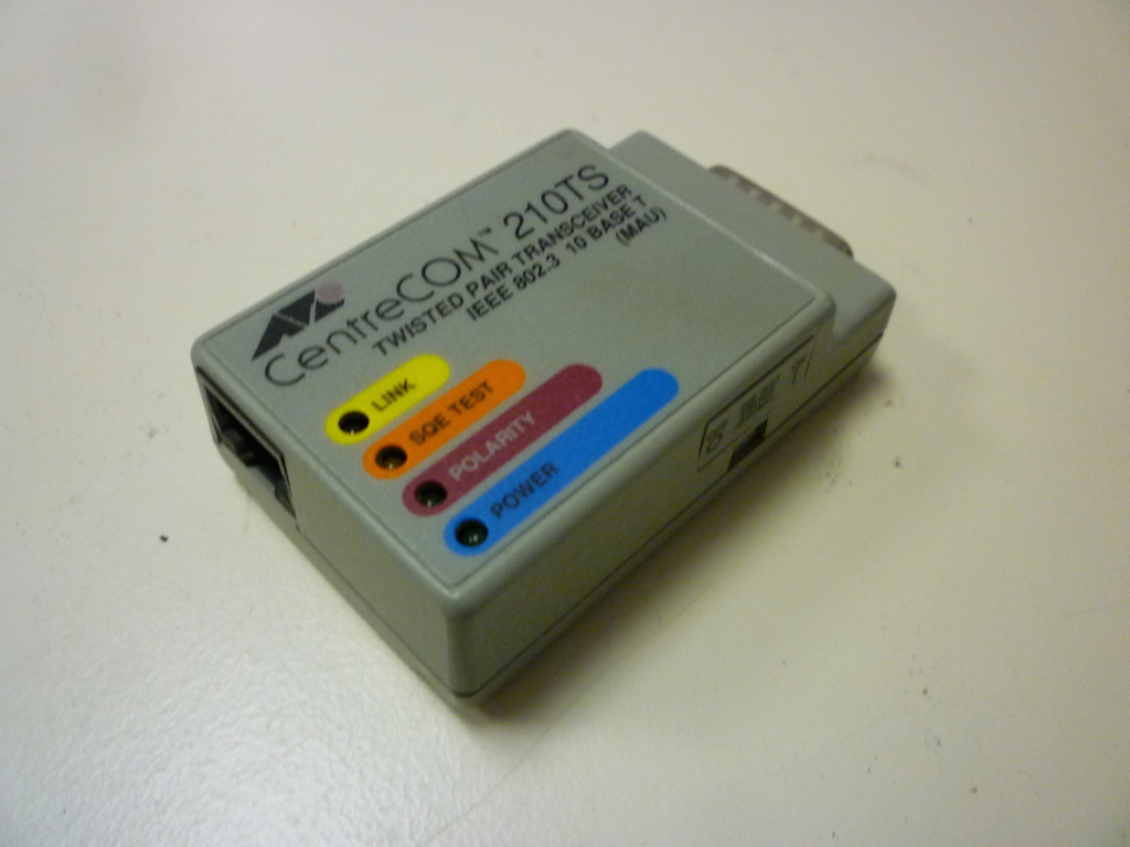 CentreCom 210TS Twisted pair transciever – Toolex