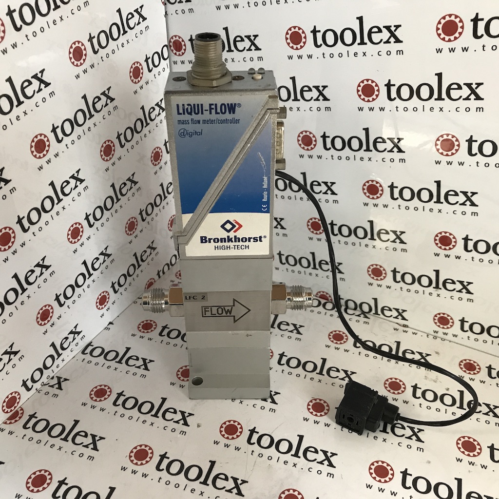 Bronkhorst mass flow meter/controller L23-DAB-88-K-70S 500 g/h H2O 5 ...